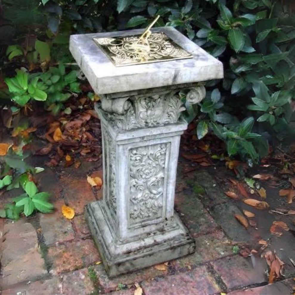 Rococo Stone & Brass Sundial – Regal Gardens